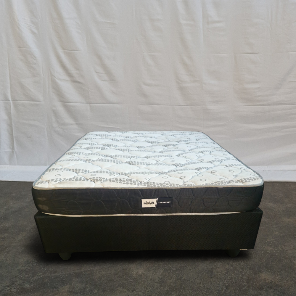 Cozy Nights Turnberry Queen Base Set - Bidsy